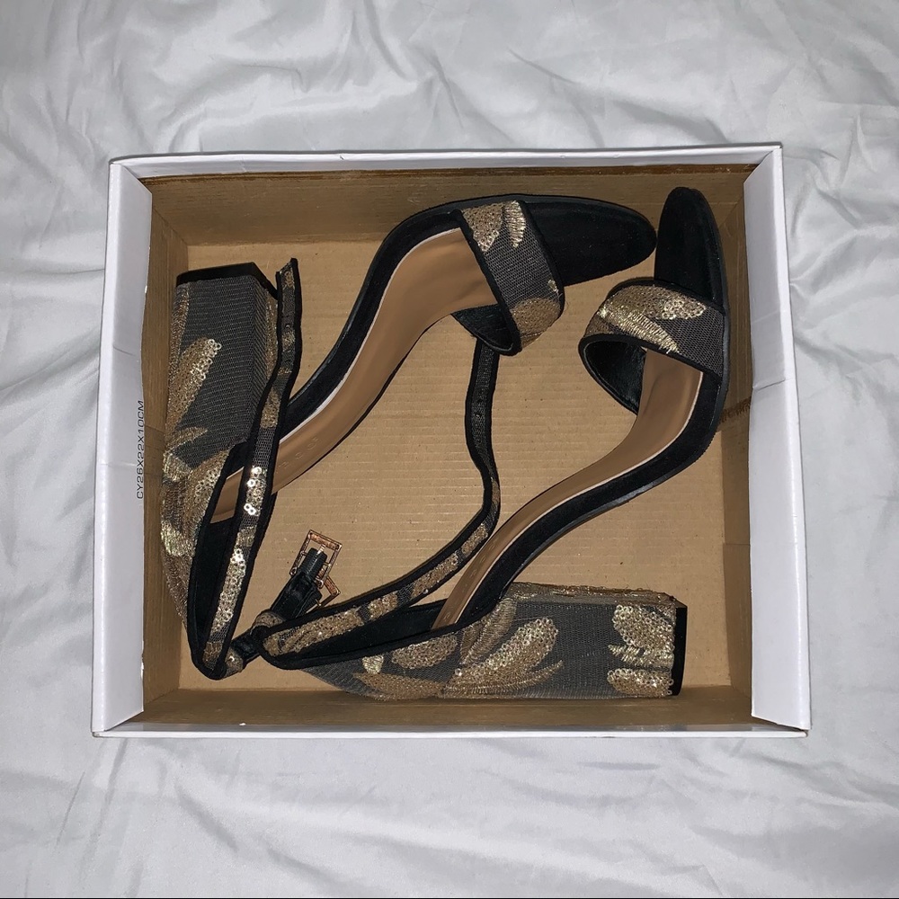 Gold Floral Design Heels - Gem